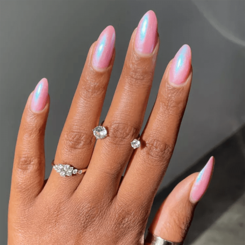 Ongles été 2026 : 27 idées fraîches et tendances à copier sans attendre